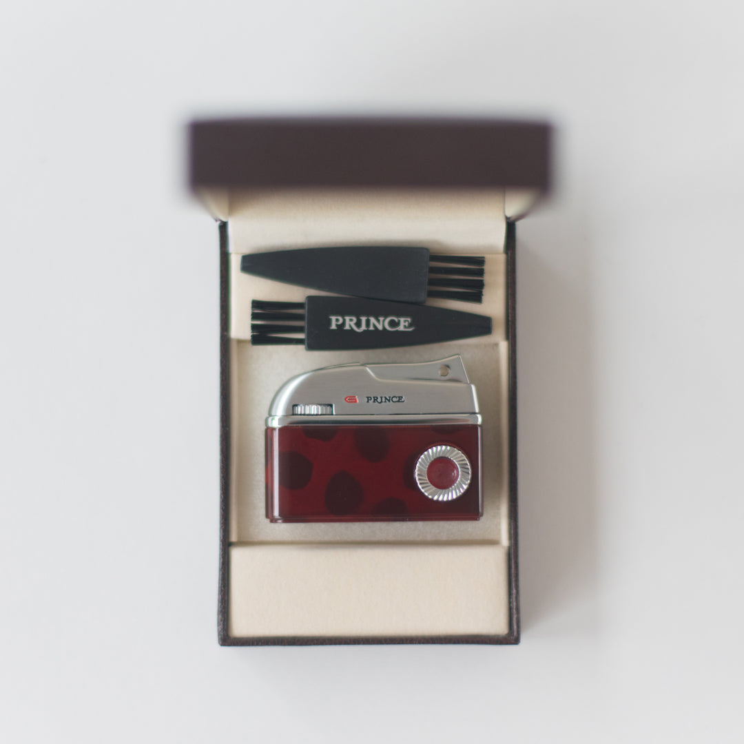 Prince Dolphin Lighter | Topdrawer