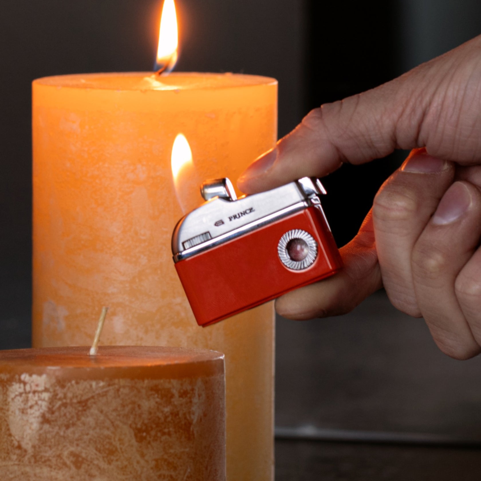 Prince Dolphin Lighter | Topdrawer