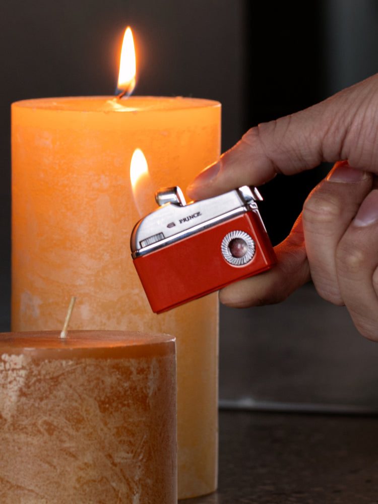 Prince Dolphin Lighter | Topdrawer